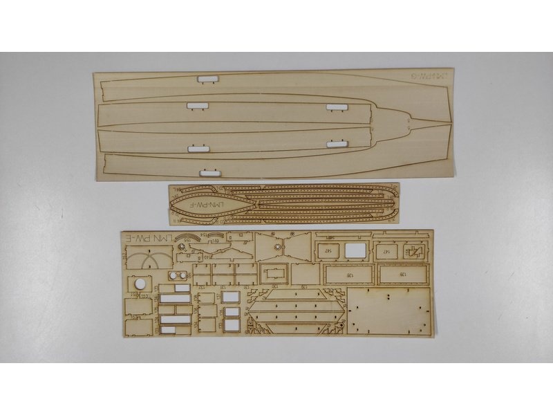 Türkmodel Liman 2 přístavní remorkér 1935 1:20 kit | Promodels.cz