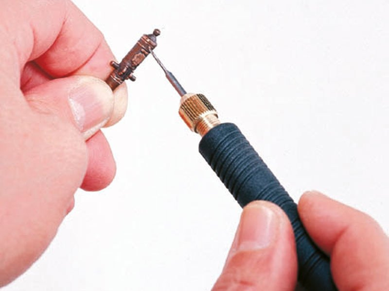 AMATI Action Cutter s příslušenstvím A | Promodels.cz